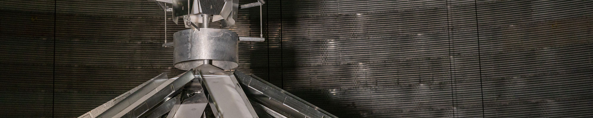 AgTECT 10K bu/hr Grain Spreader | EXTRON - Intelligent Innovation